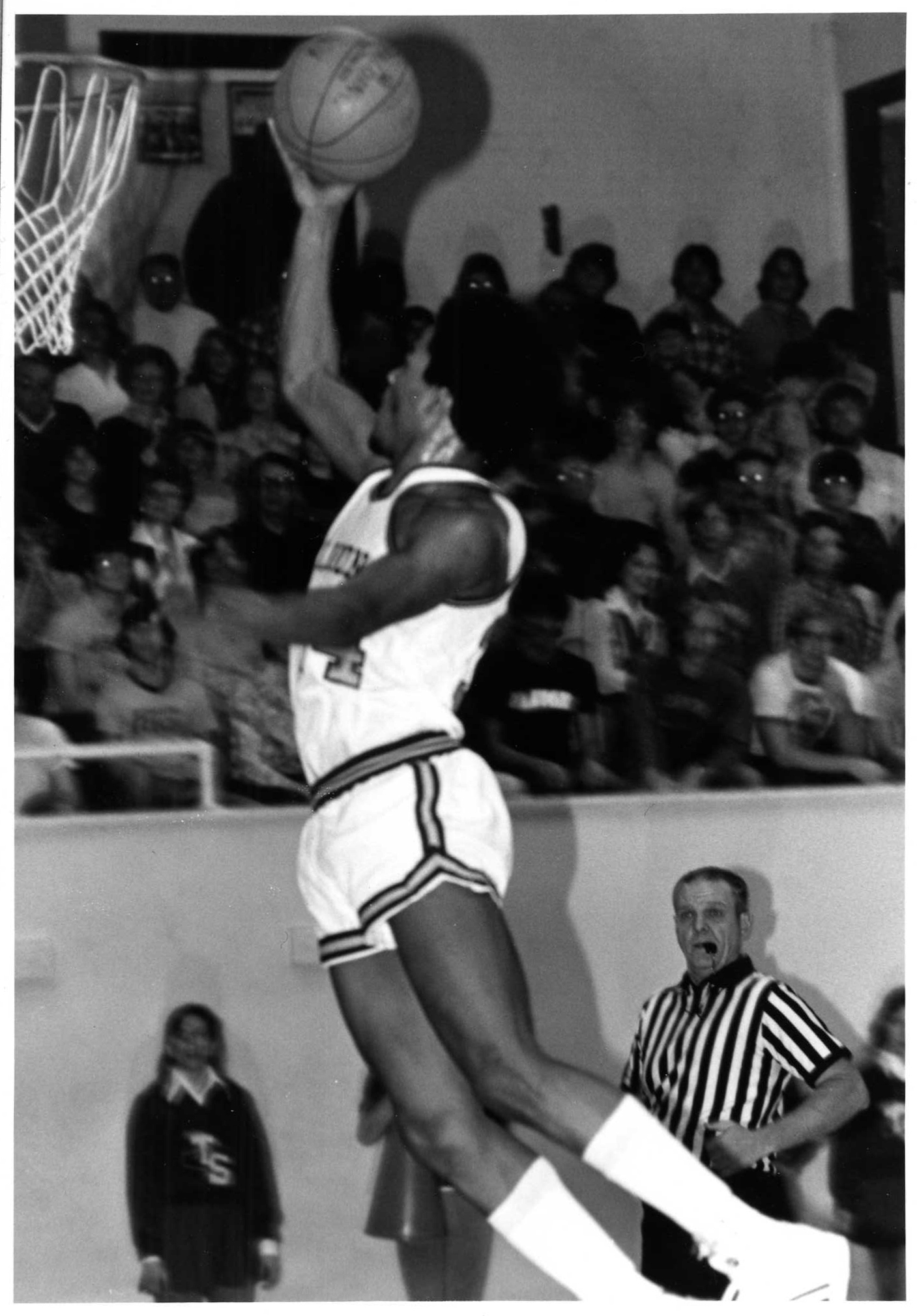 Milton Barnes: A Man of Coaching and Community – The Albion College ...