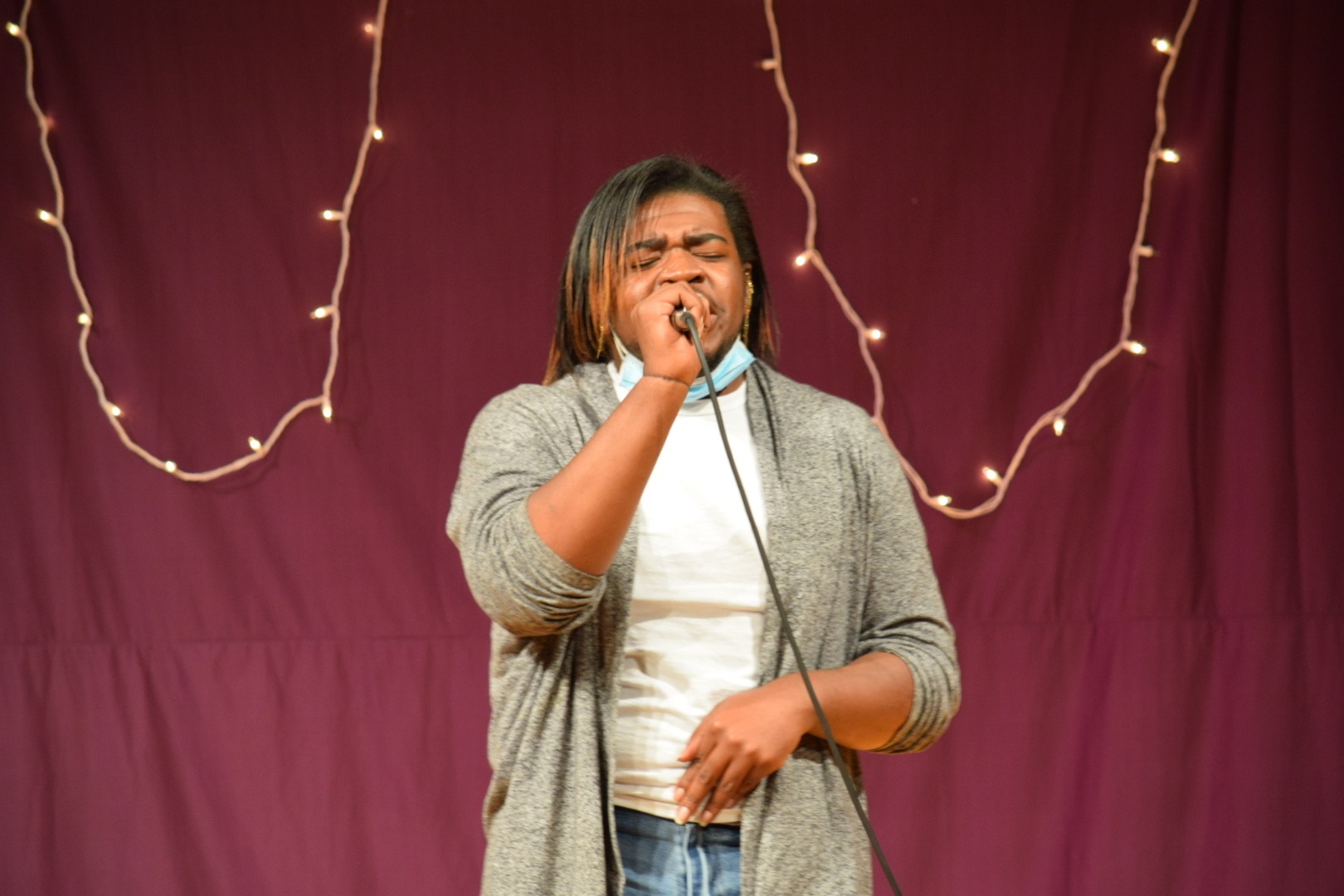 Photos: Union Board Hosts Talent Show – The Albion College Pleiad Online