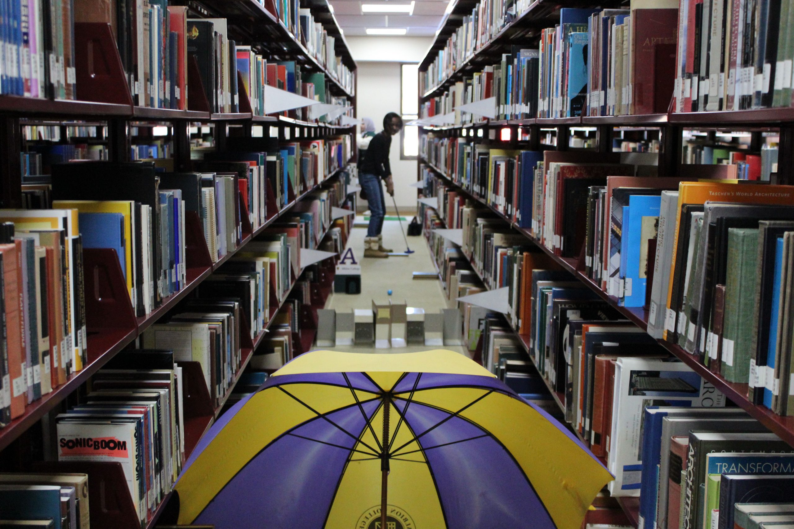 Photos: Library Hosts Mini Golf Event – The Albion College Pleiad Online